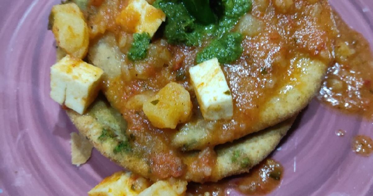 Matar Kachori With Aloo Sabzi Recipe by Simar Kaur