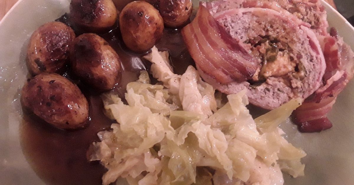 Sig's Cheese Filled Meatloaf And Wilted Cabbage Recipe by Sigrun - Cookpad