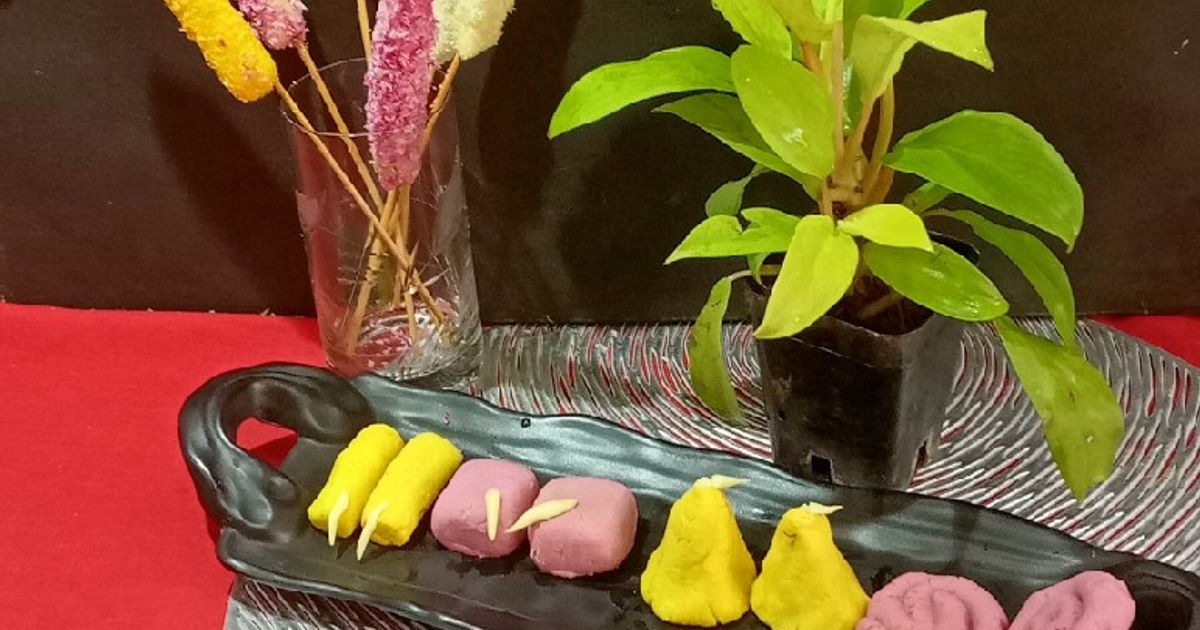 Diwali Sweets Phuljhari, Chakra And Bom Making With Instant Mawa Recipe ...