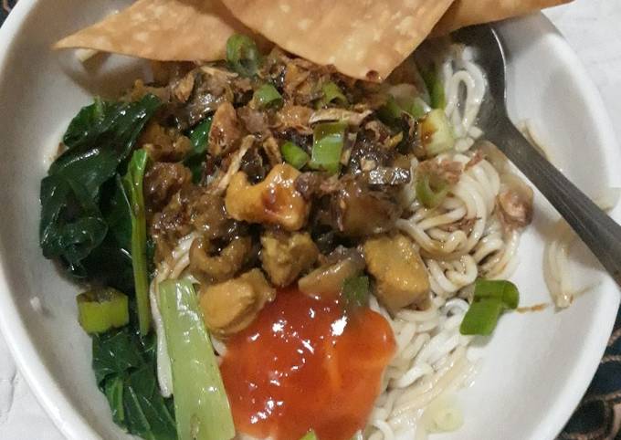 Resep Mie ayam jamur oleh rrrsuryaaaa - Cookpad