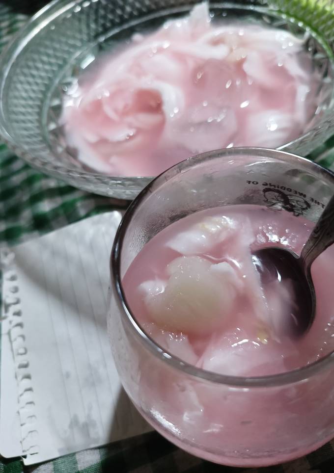 Resep Es Degan Pink terAnniv Anniv oleh erlita dyah kusumastuti - Cookpad