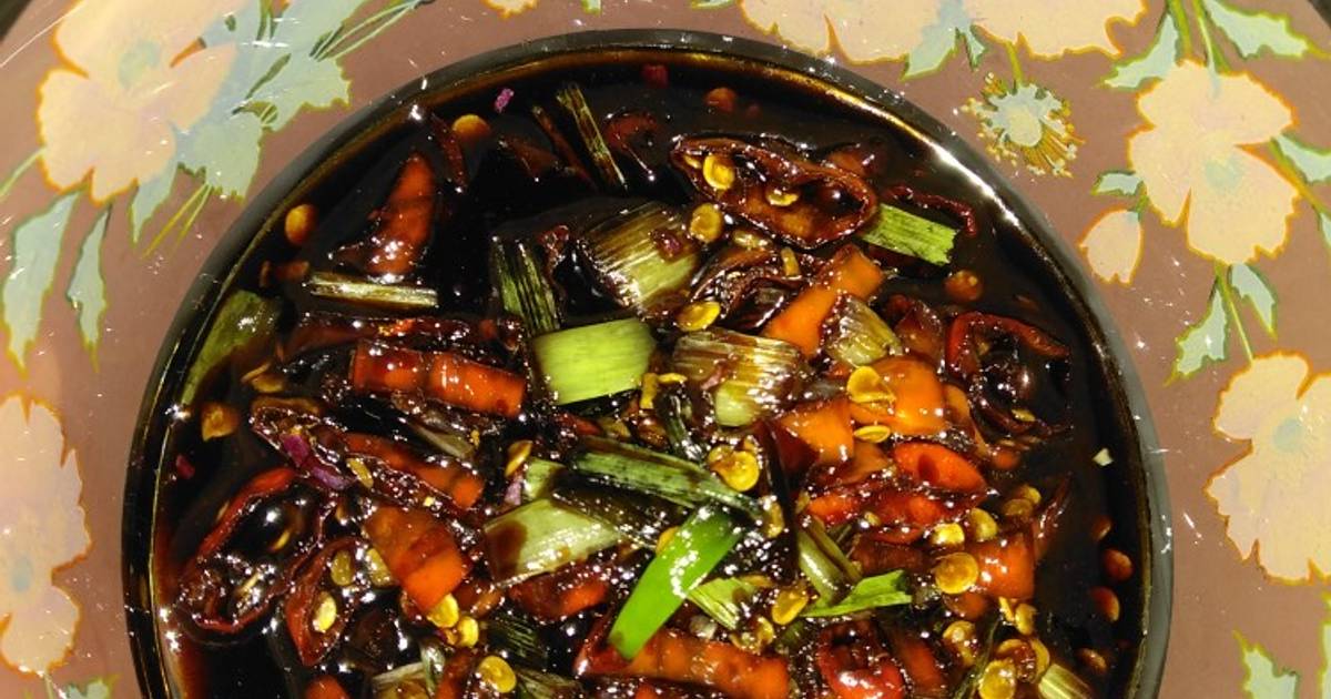 Resep Sambal colek kecap simple nikmat oleh Ratih Kumal - Cookpad