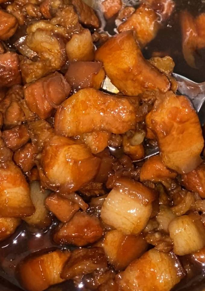 Sweet & Tender Pork Recipe by Pakprawee - Cookpad