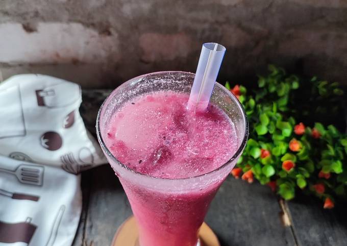 Resep Es Fanta Santan oleh Widjie Astuti - Cookpad