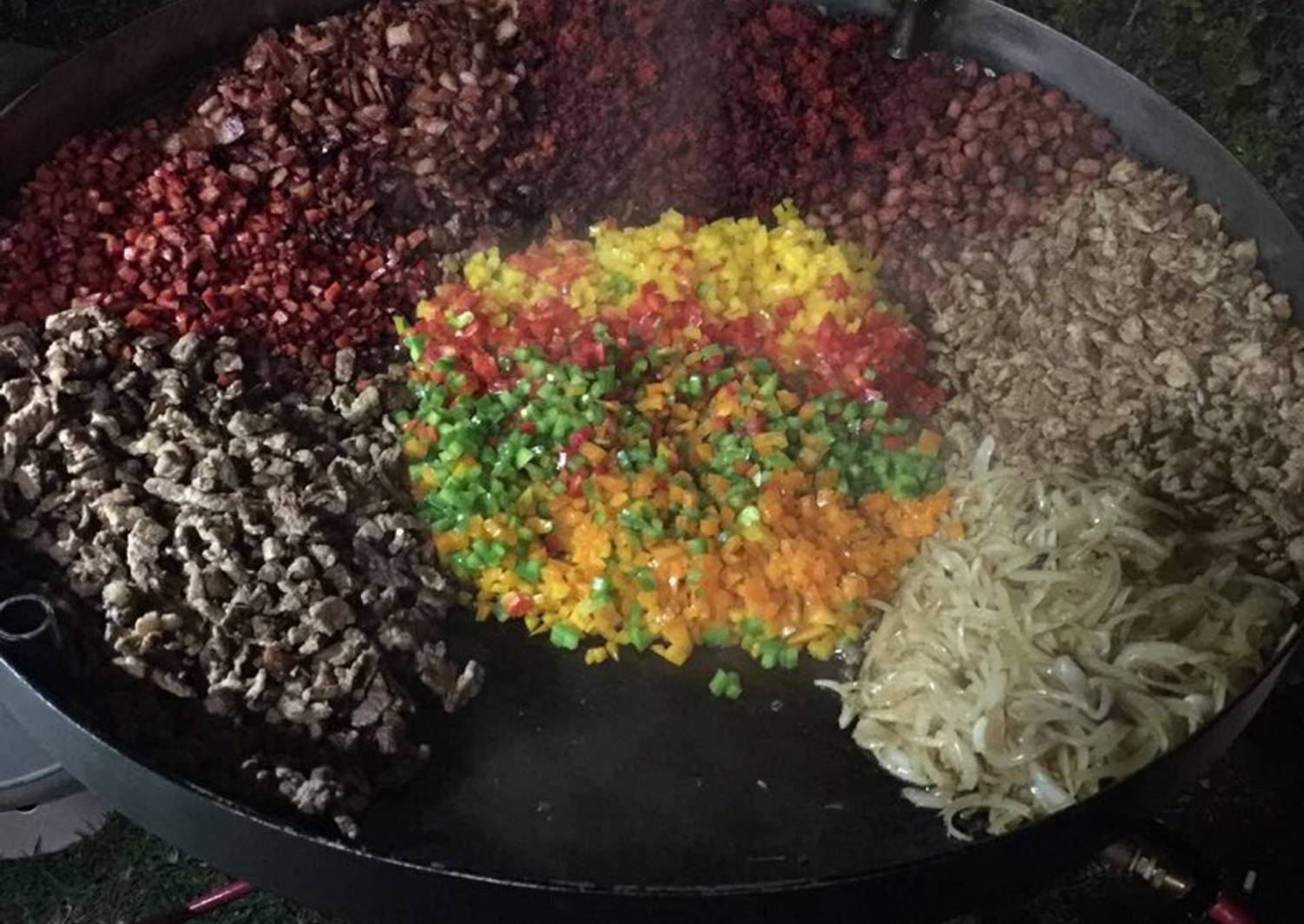 Discada Mixta Sonorense Receta de VÍCTOR ARRIOLA 🇲🇽- Cookpad