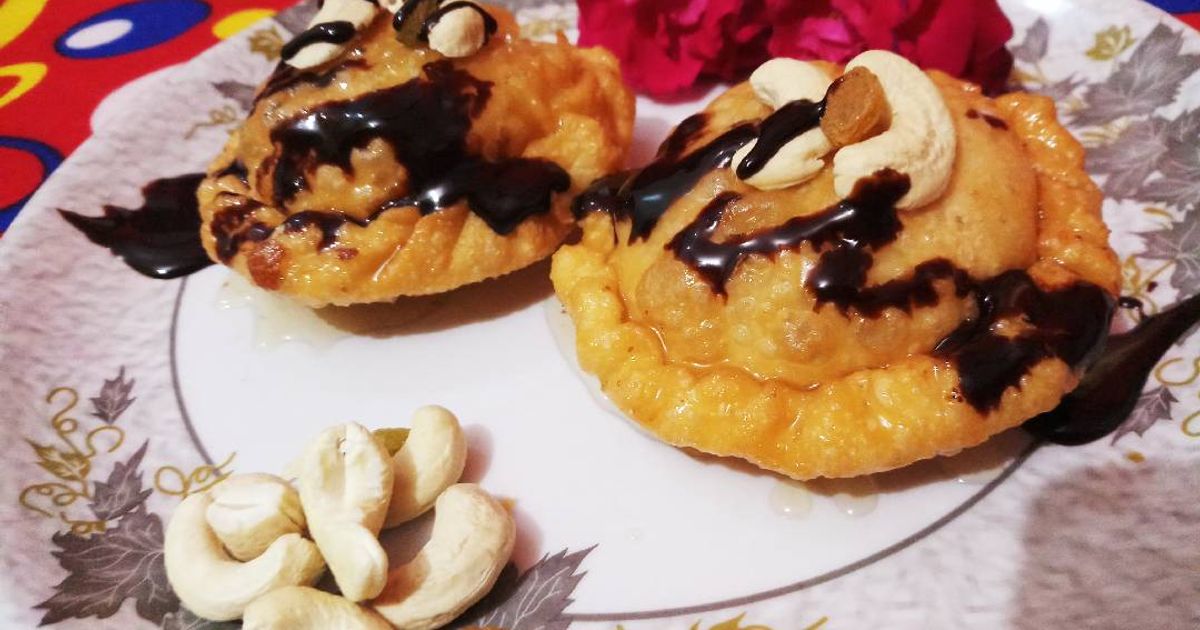 Chocolatey Paneer Chandrakala Recipe by Shweta jaiswal. - Cookpad