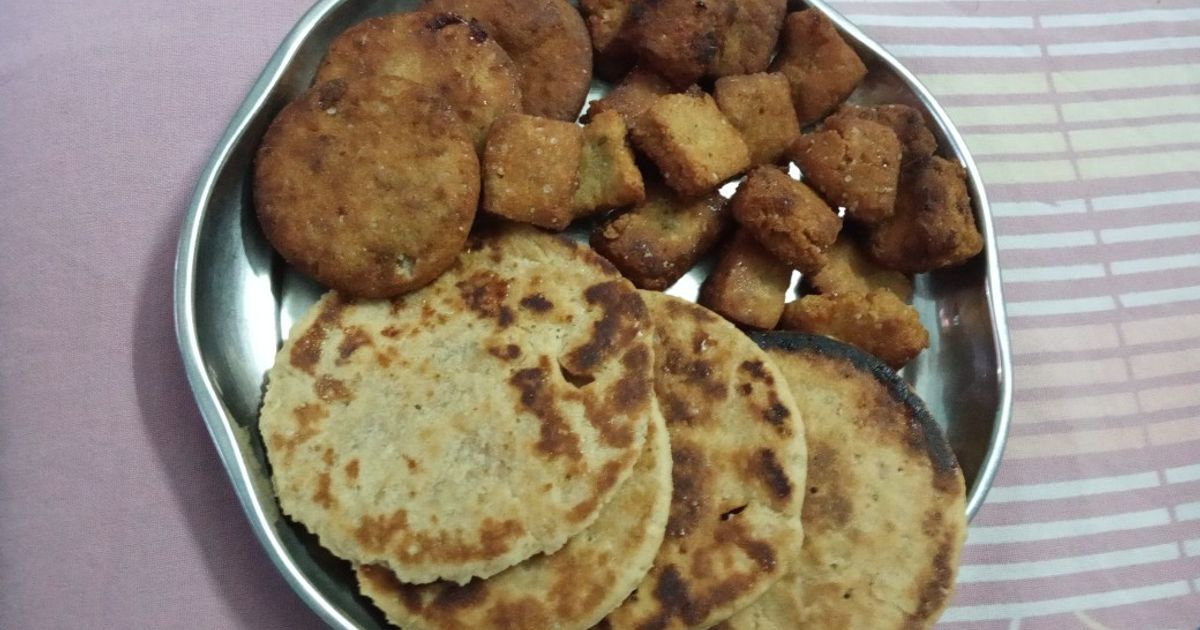 Meethi Roti Recipe by Rakhi Mehta - Cookpad