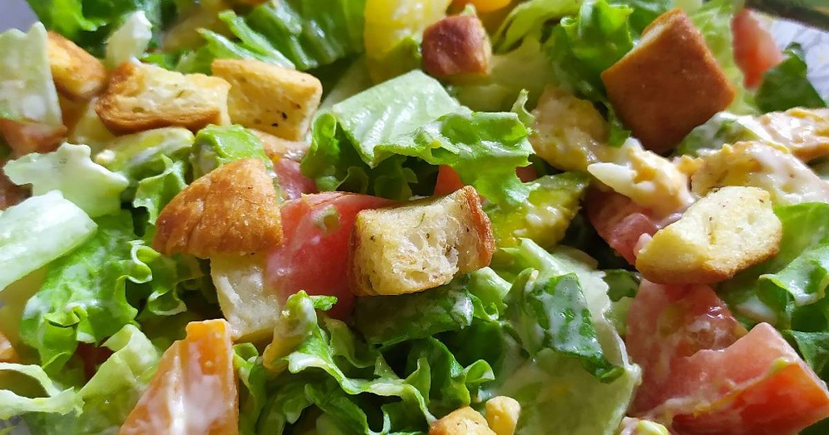 Cách Làm Món Salad rau củ bánh mì giòn của Thảo Huyền - Cookpad