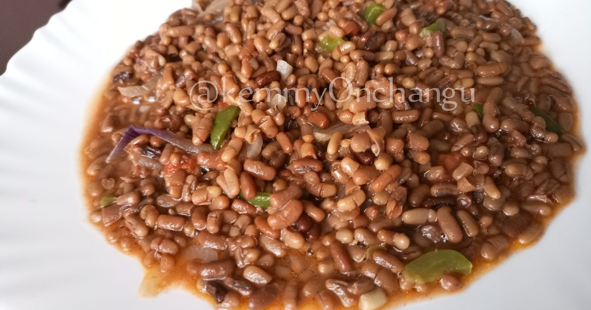 Western Ndengu Recipe by Kemmy Onchangu - Cookpad