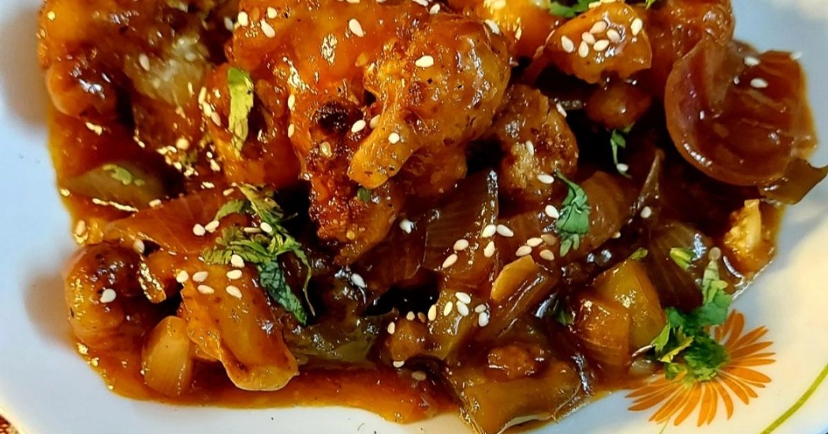 Chilli Gobhi Manchurian Recipe by Renu Pushpendra Tyagi - Cookpad