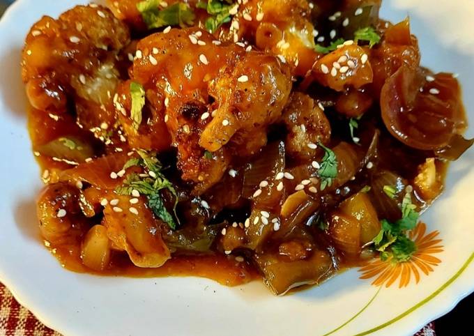 Chilli Gobhi Manchurian Recipe by Renu Pushpendra Tyagi - Cookpad