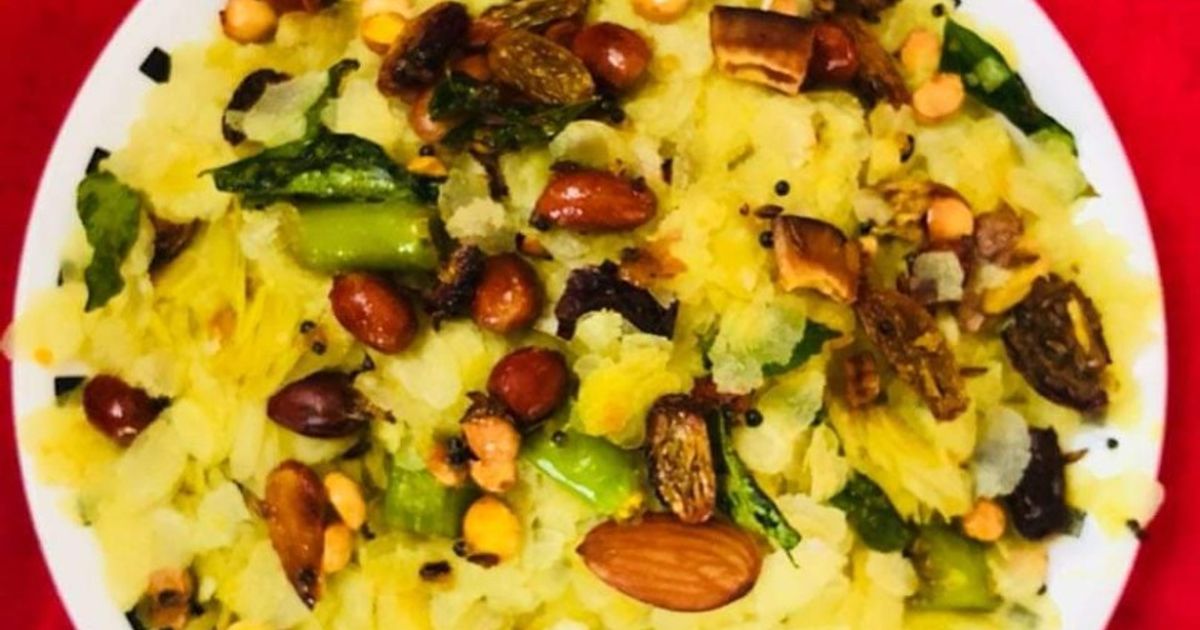 शाही सूखा पोहा (Shahi Sukha Poha Recipe In Hindi) रेसिपी बनाने की विधि ...