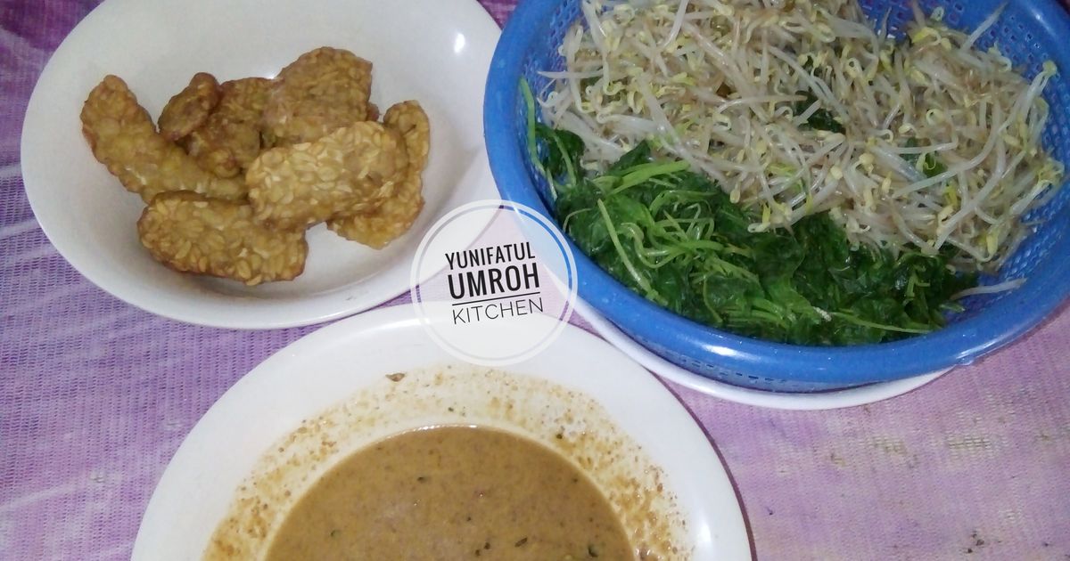 Resep Pecel Sayur Dan Tempe Goreng Homemade oleh Yunifatul Umroh - Cookpad