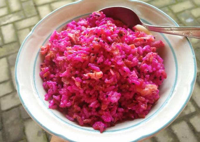 Resep Nasi Goreng Pedas Buah Naga oleh Shinta Makarim - Cookpad
