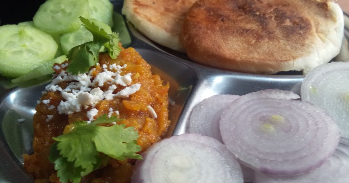 Paav Bhaji At Home Recipe by Loveleen Sardana - Cookpad