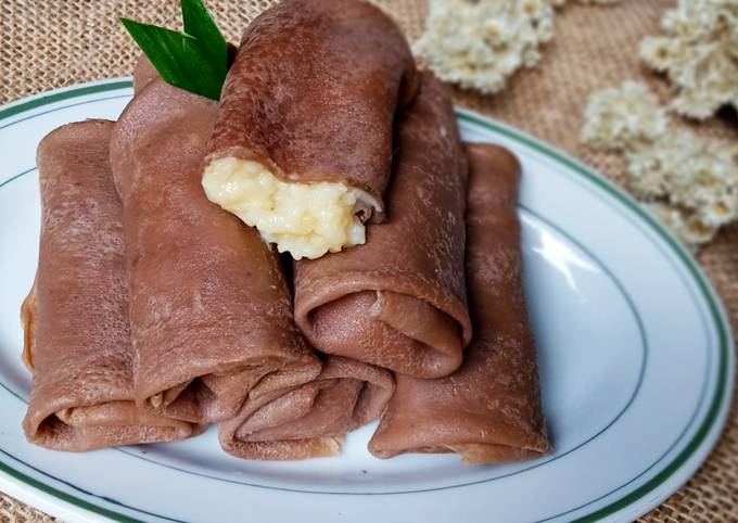 Resep Dadar Gulung Cokelat isi Vla oleh Ayu Nadya - Cookpad