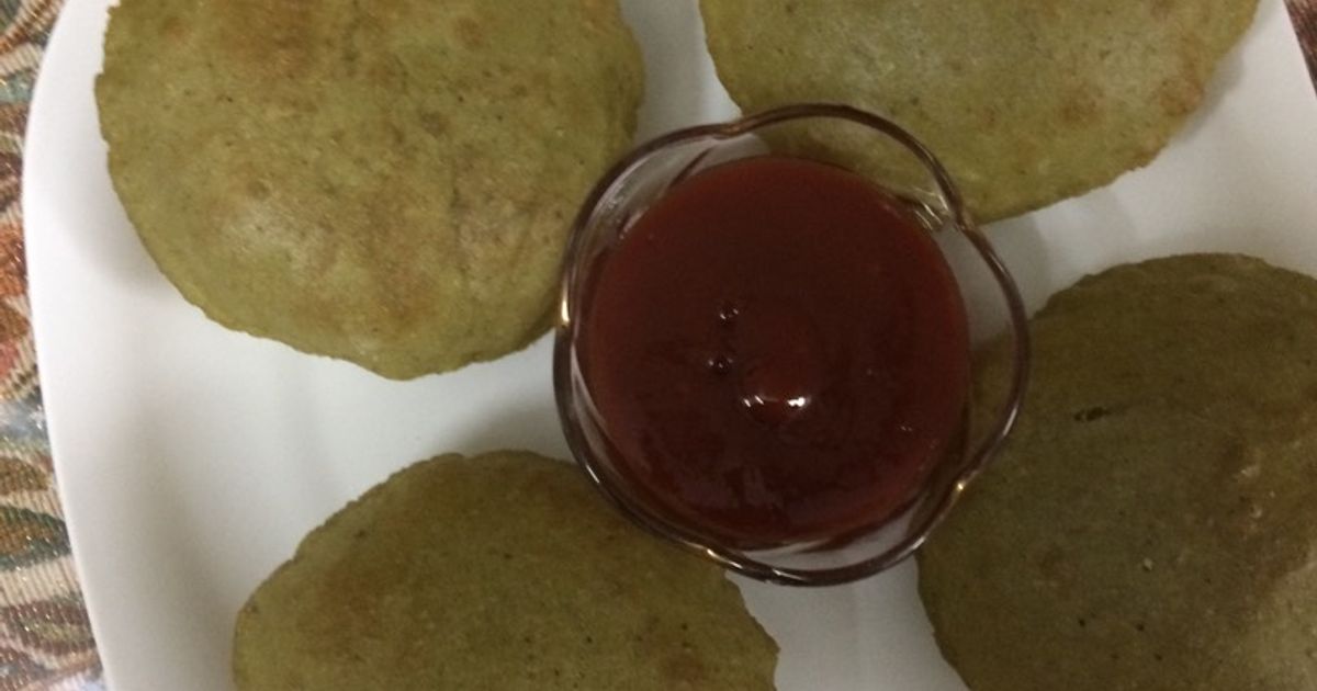 #Palak (Spinach And Cottage Cheese)paneer Poori Recipe by Rita Mehta ...