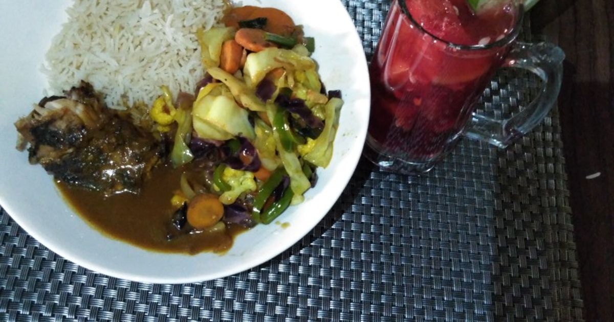 Grilled Crocker Fish In Brown Sauce Wt Basmati Rice & Mixed Vegs Recipe ...