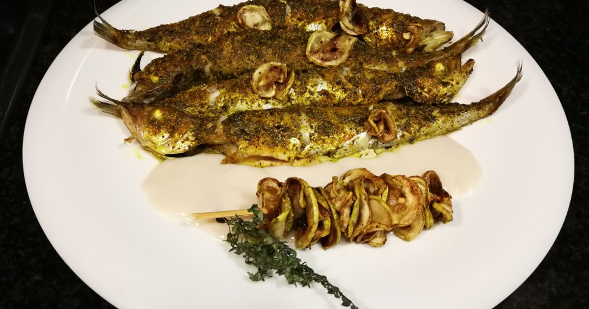 Melvas A Las Especias Con Salsa Ligera De Alubia Blanca Receta de ...