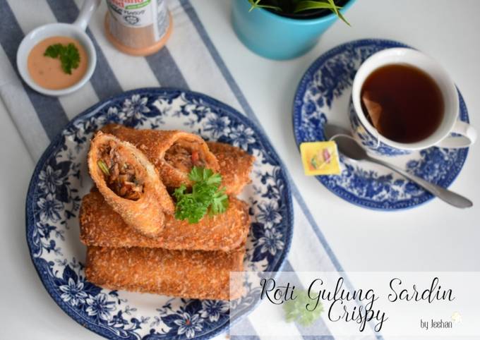 Resipi Roti Gulung Sardin Crispy oleh Jeehan Kitchen - Cookpad