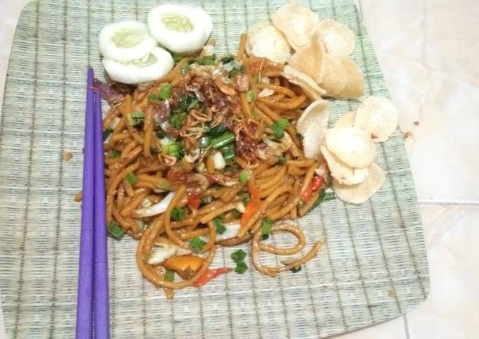 Resep Mie lidi/Mie gomak goreng oleh Mama Febo - Cookpad