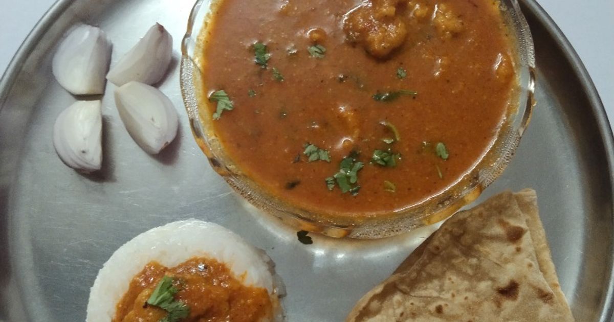 डुबुक वडे (Dubuk Vade Recipe In Marathi) रेसिपी Sumedha Joshi द्वारे ...