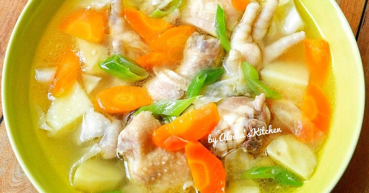 Resep Sop Ayam Simple oleh Vey Alodia's Kitchen - Cookpad