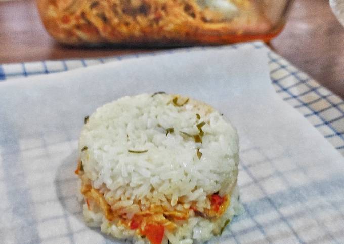 Resep Nasi Cokot (Nasi Gurih Daun Jeruk & Ayam Pelalah Bali) oleh Heti ...