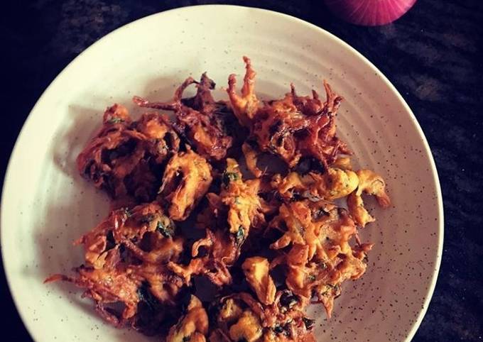 Besan ke pakora Recipe by Salma Siddiq Salma - Cookpad