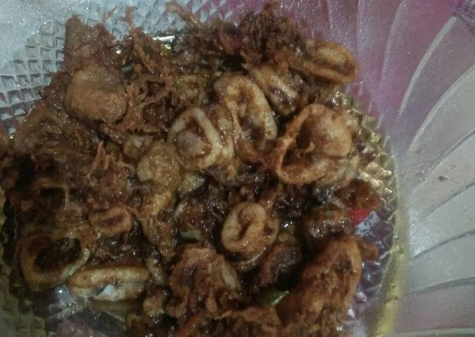 Resep Cumi goreng telor oleh D e e - Cookpad