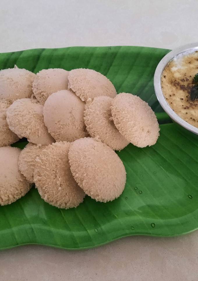 फॉक्सटेल मिलेट इडली (Foxtail Millet Idli Recipe In Marathi) रेसिपी ...
