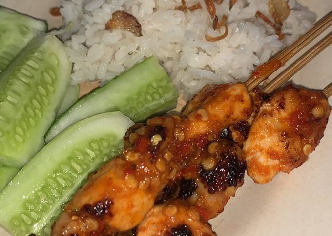Resep Sate Ayam Bumbu Merah (Pedas Manis) oleh Agsanita - Cookpad