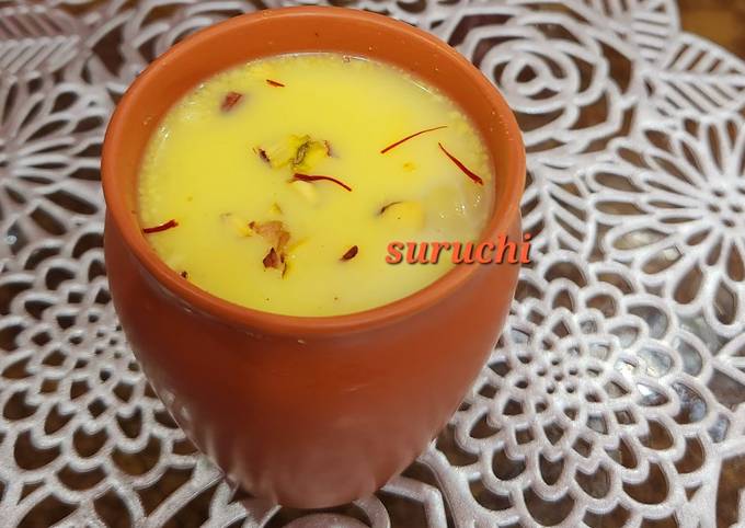 Kesar Thandai Recipe by Suruchi (Dr. Ruchi Sharma) - Cookpad