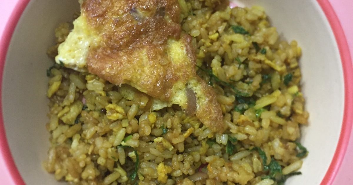 Resep Nasi Goreng Kunyit Kale Ala Mak Kalun oleh Vya Shahnara - Cookpad