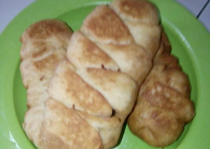 Resep Roti gr isi piscok oleh Esy Handono - Cookpad