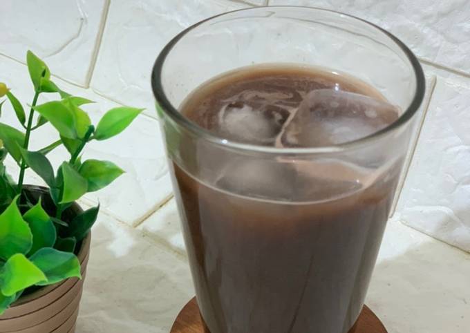 Resep Es Teh Chocolatos oleh Roro Woelan - Cookpad