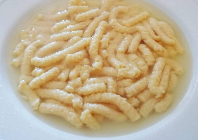 Ricetta Passatelli in brodo di Marzia Giustiniani - Cookpad