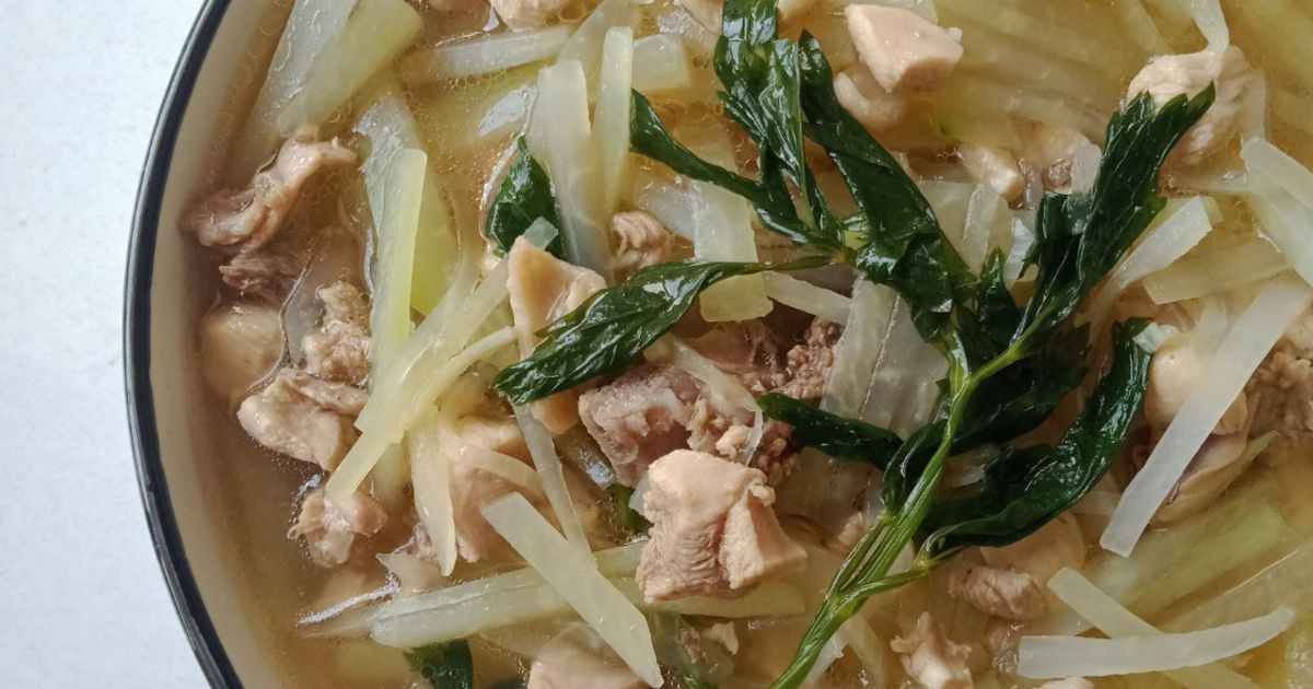 Resep Sup Ayam Labu Siam oleh Eunike Kartini - Cookpad
