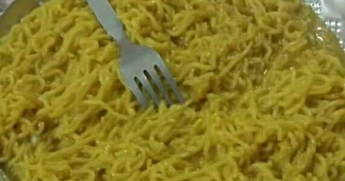 Boiled Maggi Recipe by pooja sood - Cookpad