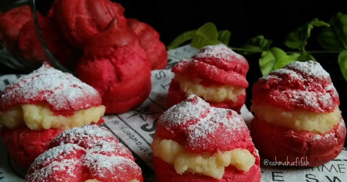 Resep 7. Red Velvet Choux Pastry oleh rahmah.afifah - Cookpad