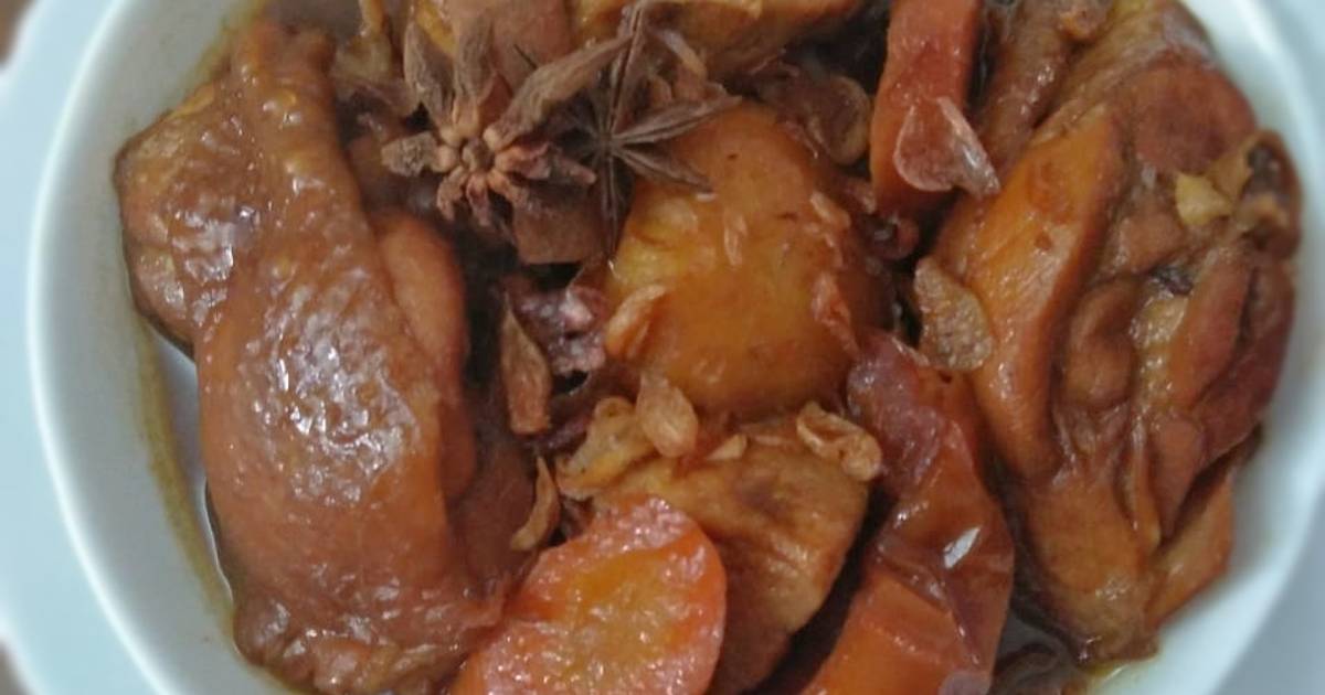 Resep Semur Ayam Bumbu Lengkap Ala Ibuku oleh Pitraratri - Cookpad