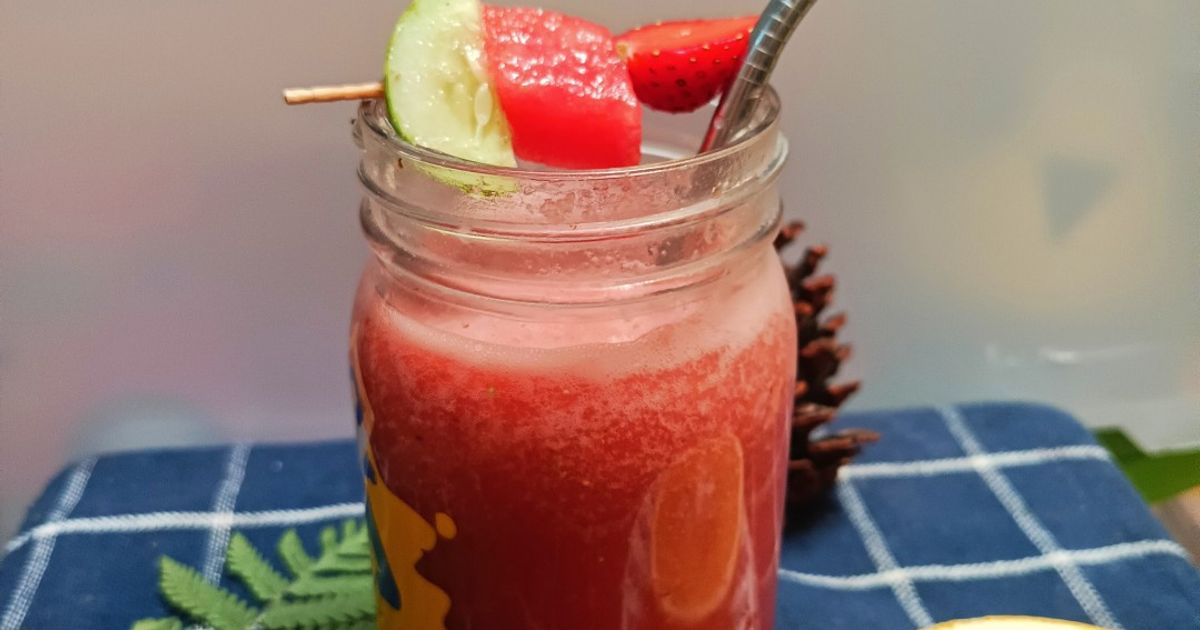 Resep Jus Sstl (Semangka Strawberry Timun Lemon) oleh Aini's Kitchen ...