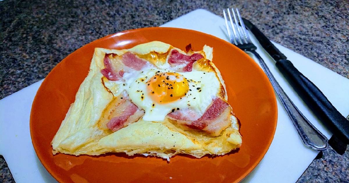 Egg and Bacon Squares Recipe by Rae - Cookpad
