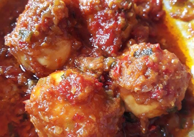 Resep Telur Bumbu Bali oleh Nindy Anjani - Cookpad