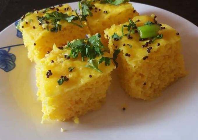 Dhokla Recipe by Manjit Kaur - Cookpad