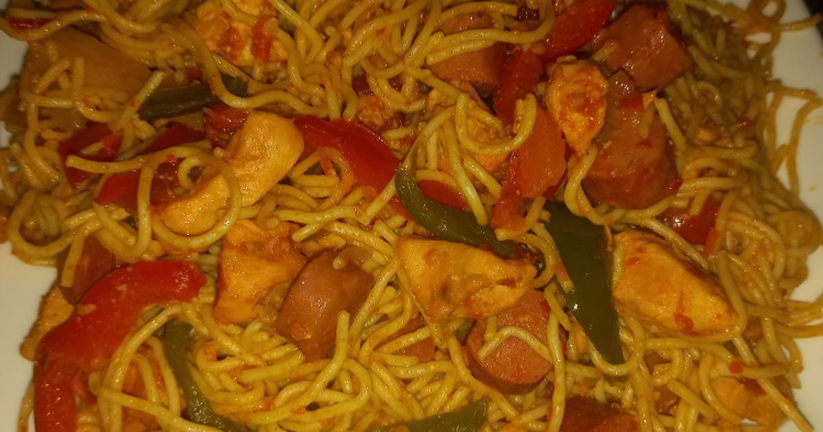 Spaghetti Baloney Recipe by Ujiroghene Ogbedobor - Cookpad
