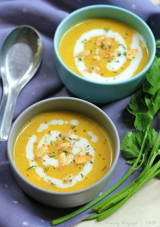 Resep 29. Pumpkin soup / sup labu kuning oleh aneng.wijaya - Cookpad