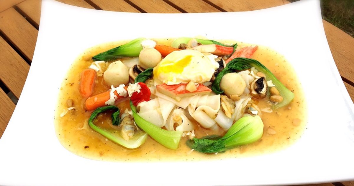 สูตร ราดหน้า โดย Dena C - Cookpad