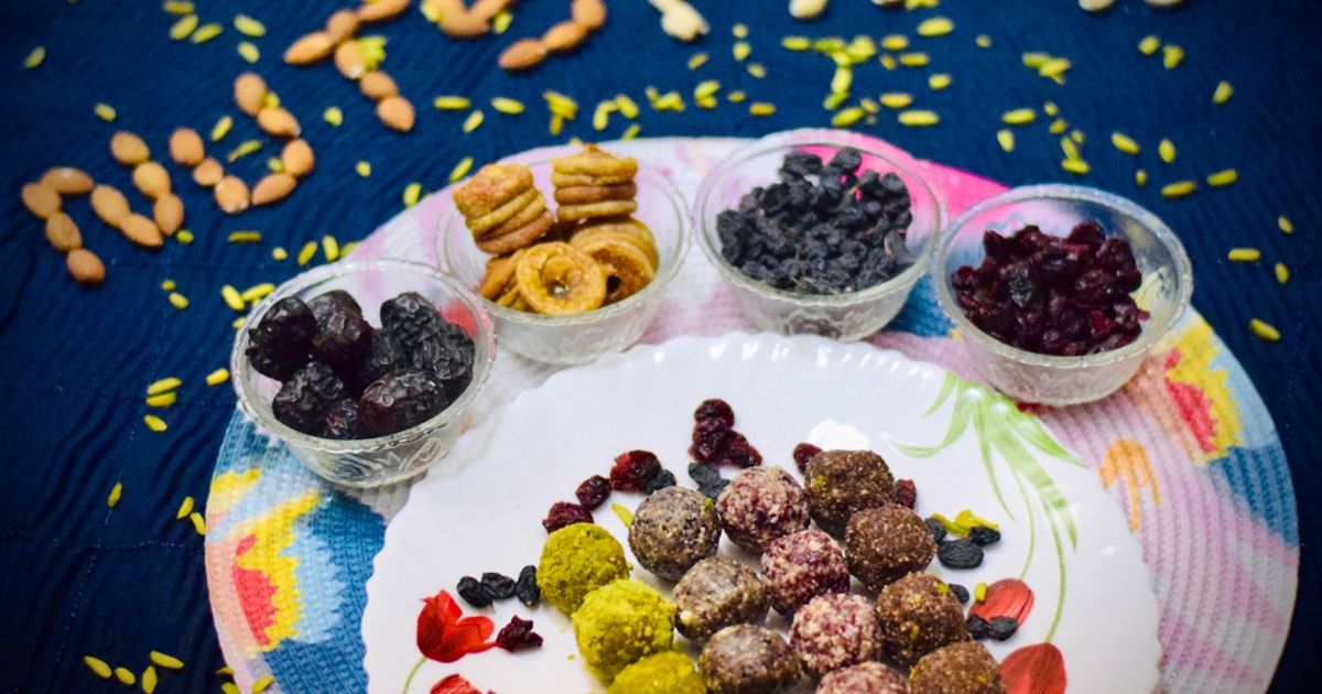 Nuts And Dry Fruits Ball Recipe by Travel with Hena - Cookpad
