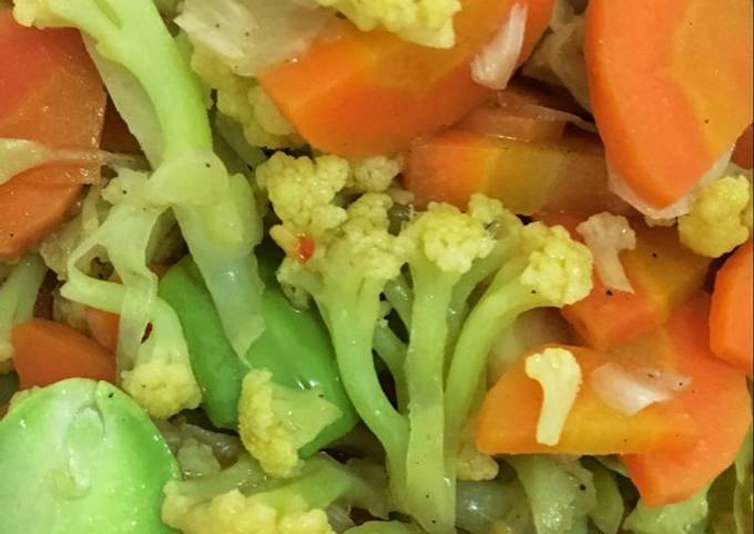 Resep Tumis buwote(bunga kol, wortel, pete) oleh olla - Cookpad